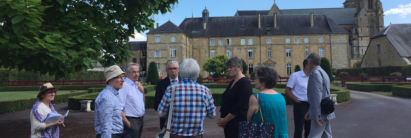 Mouzon, petite cité de caractère célèbre son patrimoine – Patrimoines d ...